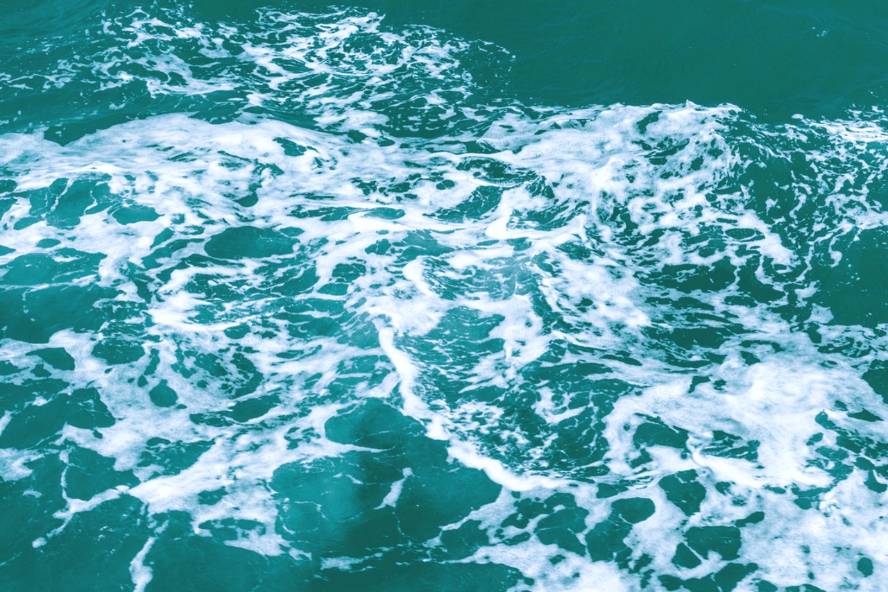 Color Combination 海浪翻涌配色方案 - Canva可画